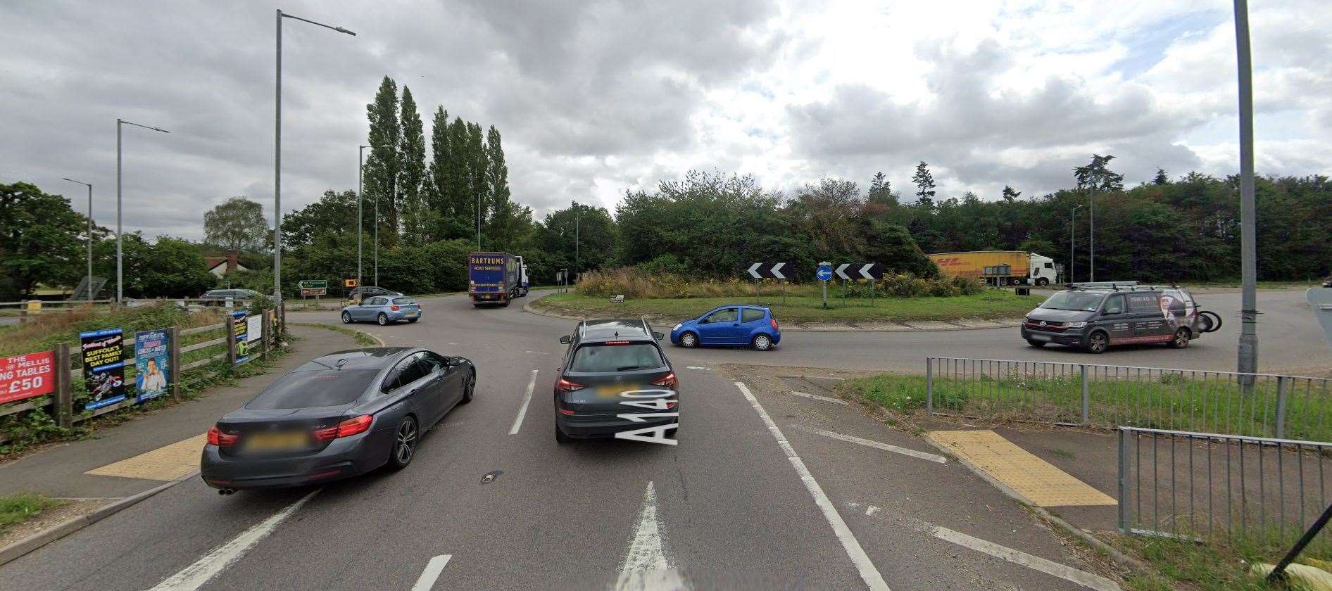 Scole Roundabout Near Diss Sees Single Vehicle Crash With Road